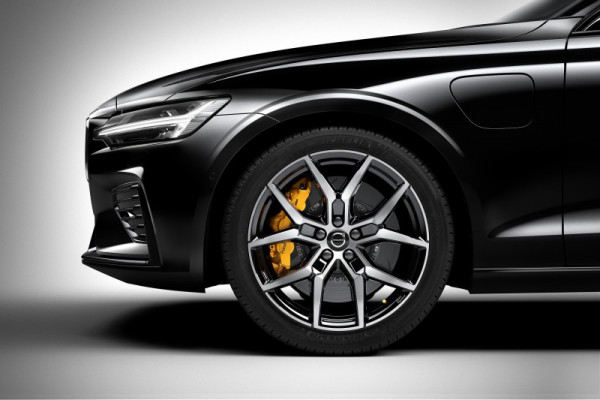 Aluminum rim set "5-Y spoke Black Diamond Cut" 8 x 19", Polestar Engineered